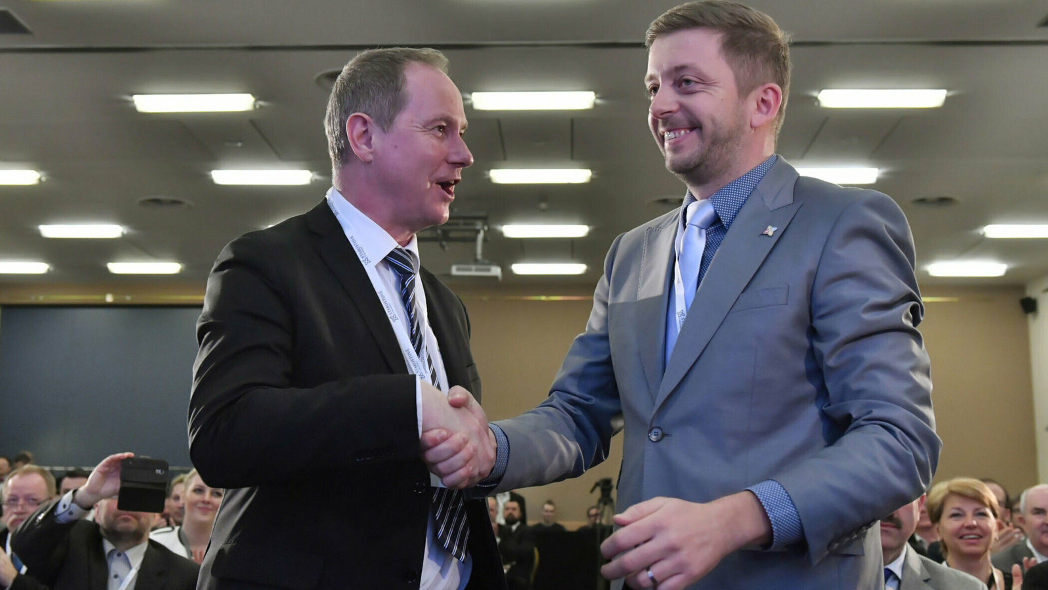 INFO.CZ | Holec: Na koho se nalepíme teď? STAN zkouší dělat nevěstu ODS ...