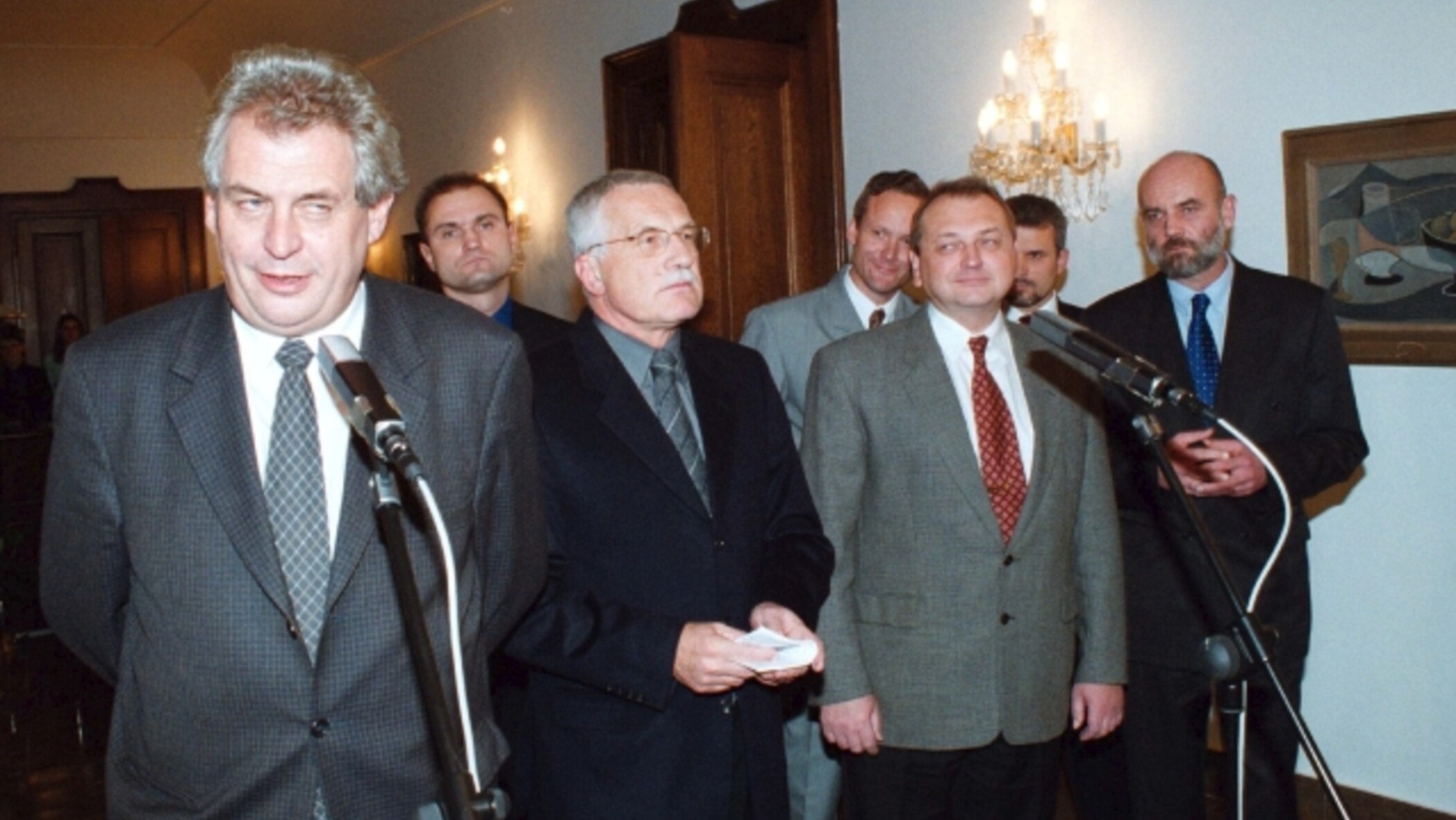 INFO.CZ | Tomášek: Poděkoval jen Zeman, o regulaci jsme ale poučili i ...