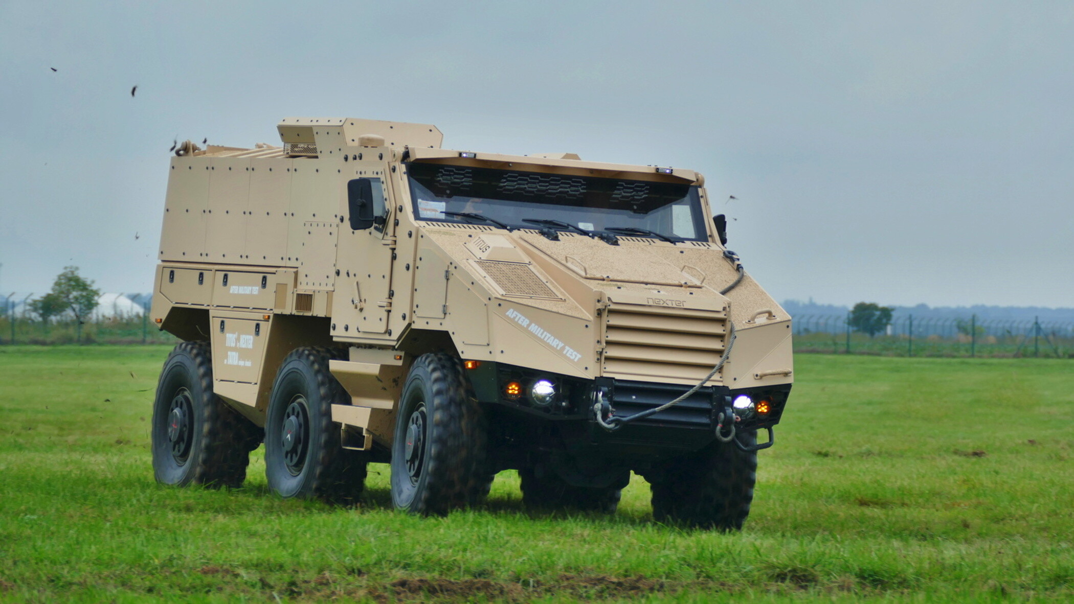 INFO.CZ | Třetí nejstarší automobilka světa Tatra Trucks má za sebou ...