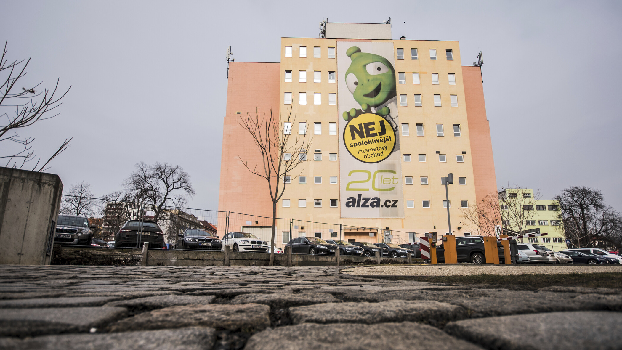 INFO.CZ | Alza chystá ústavní stížnost na zákon omezující prodej o svátcích