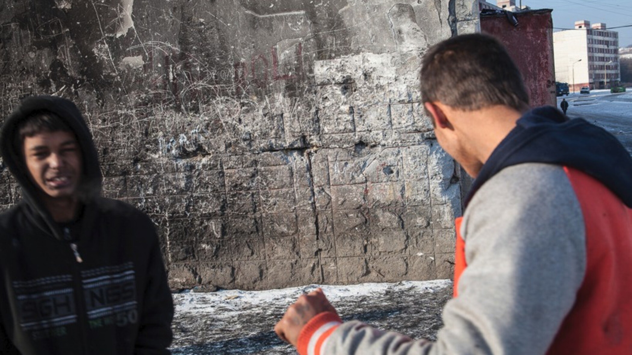 INFO.CZ | Experiment Luník IX: 20 fotografií z ghetta, kde Slunce ...