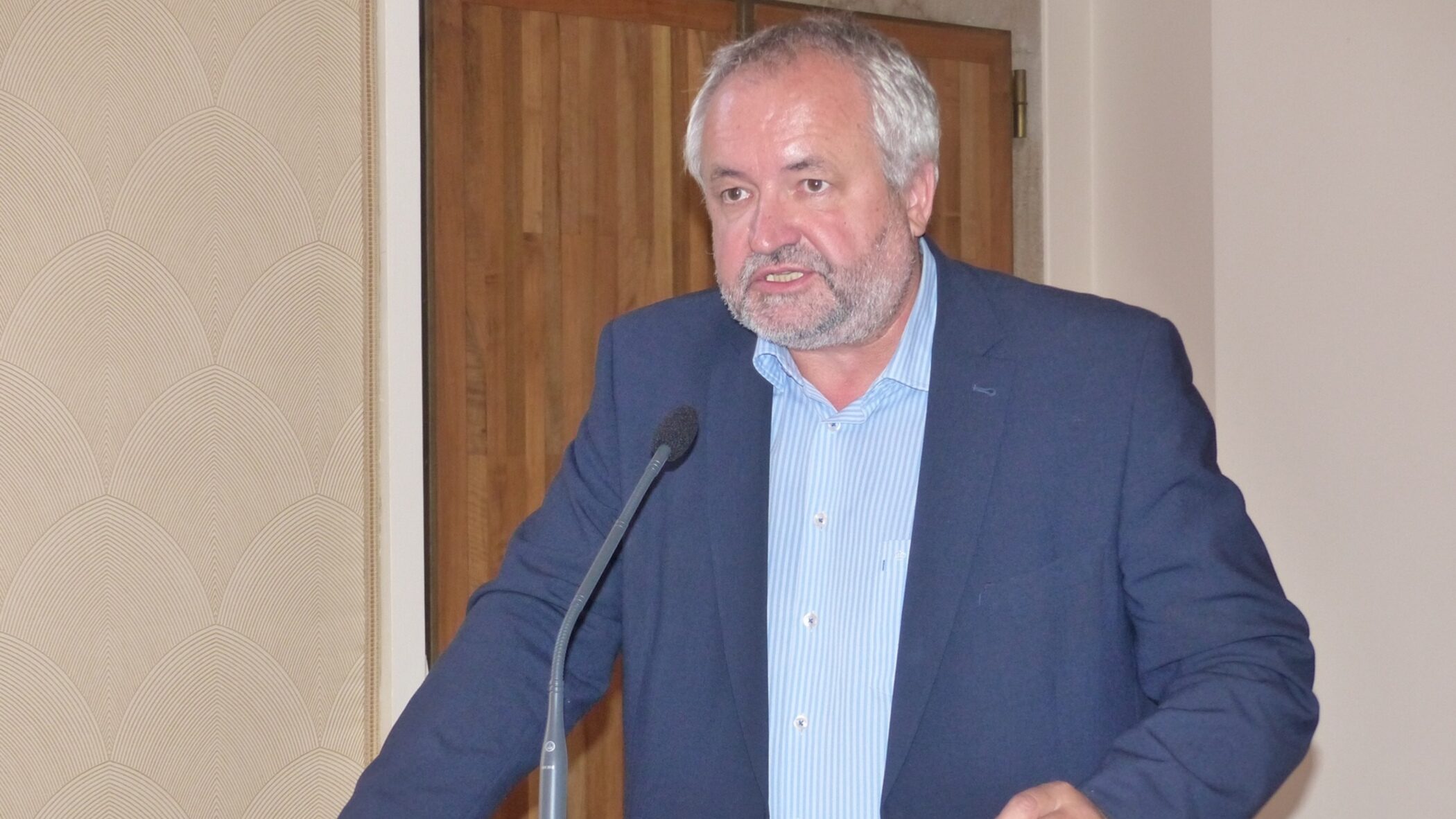 INFO.CZ | Vávra for President aneb To je ta dialektika