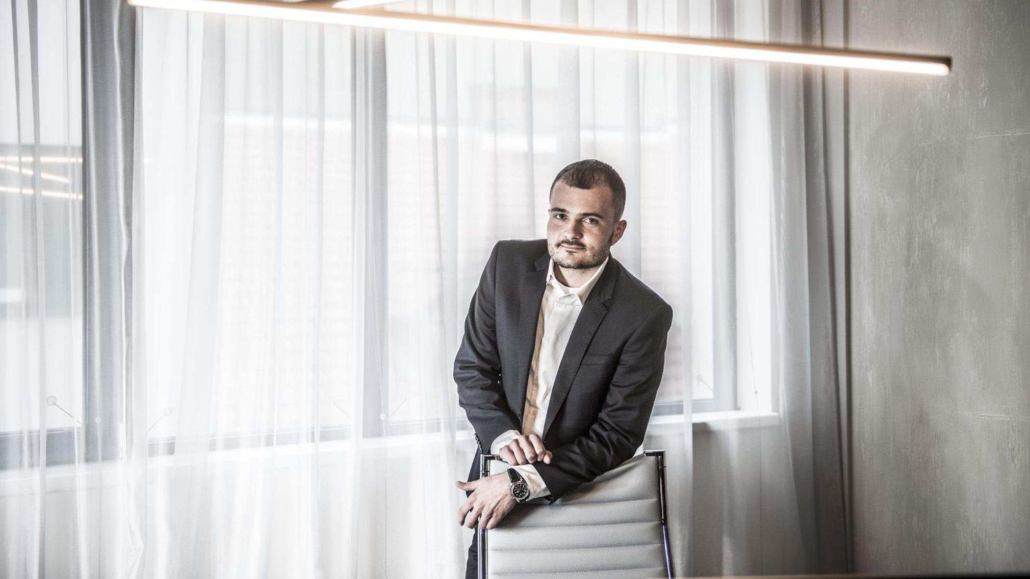 INFO.CZ | Czechoslovak Group má nového vlastníka, je jím Strnadův syn ...