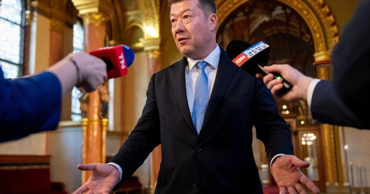 INFO.CZ | Okamura rozkládá vládu: Od boje proti islámu k obhajobě Íránu
